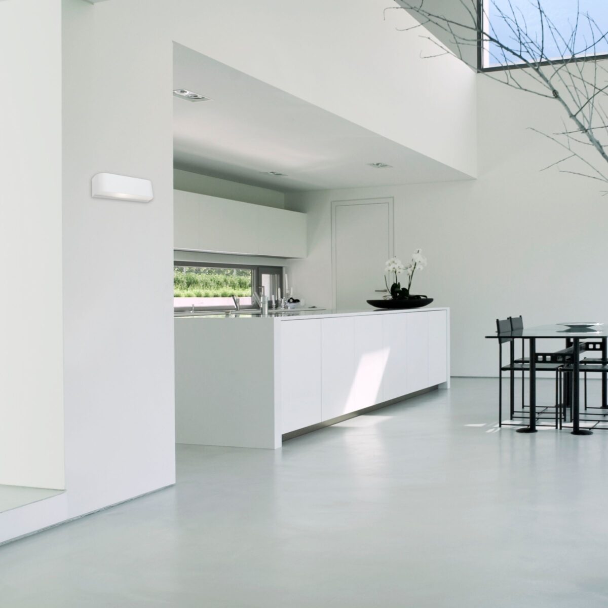 Benson 1 Light Wall Light - Rovert Lighting