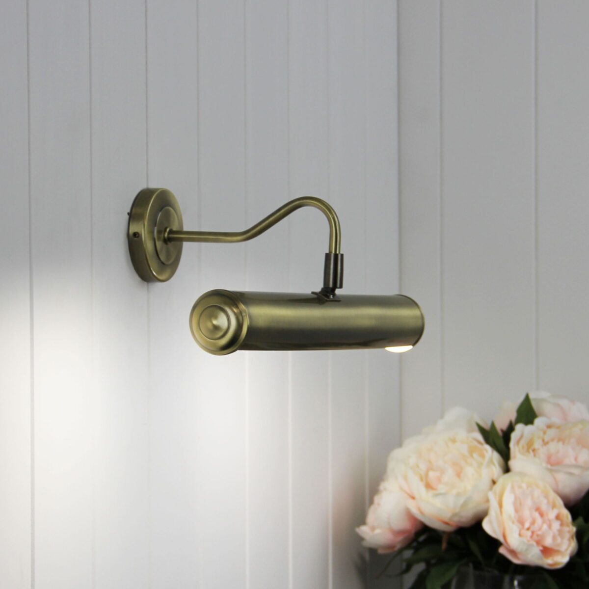 Traditional Wall Mounted Picture Light - Rovert Lighting